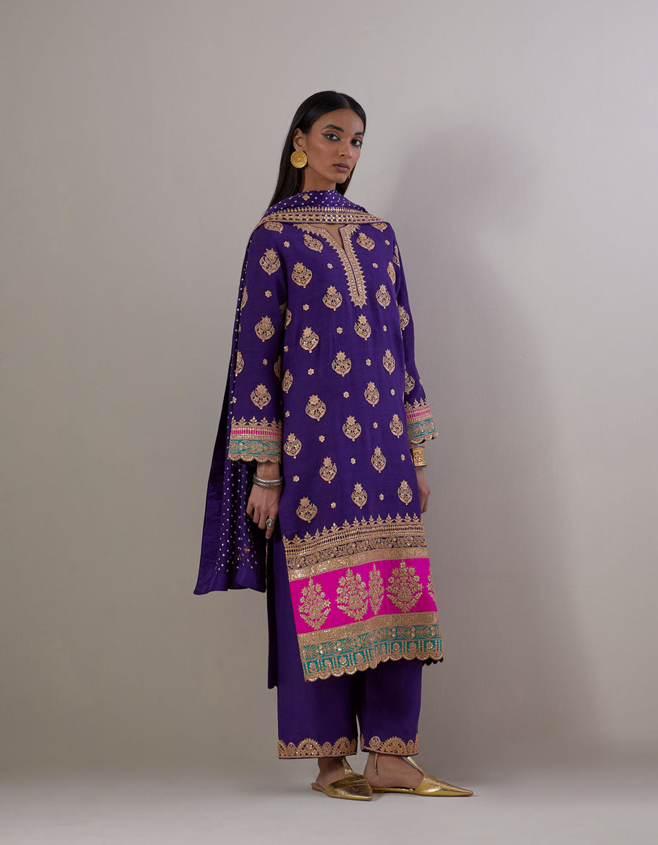 Purple Matka Silk Kurta Set with a Bandhani Dupatta – NidhiTholia
